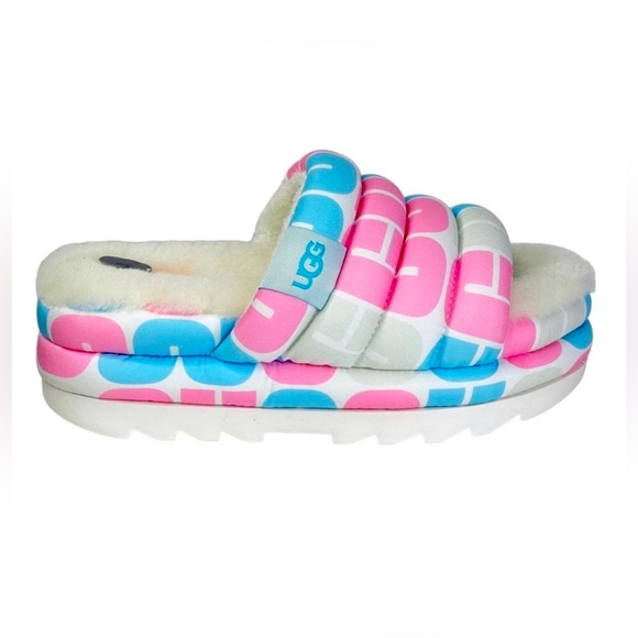 UGG | Shoes | Super Cute Ugg Platform Slides | Poshmark